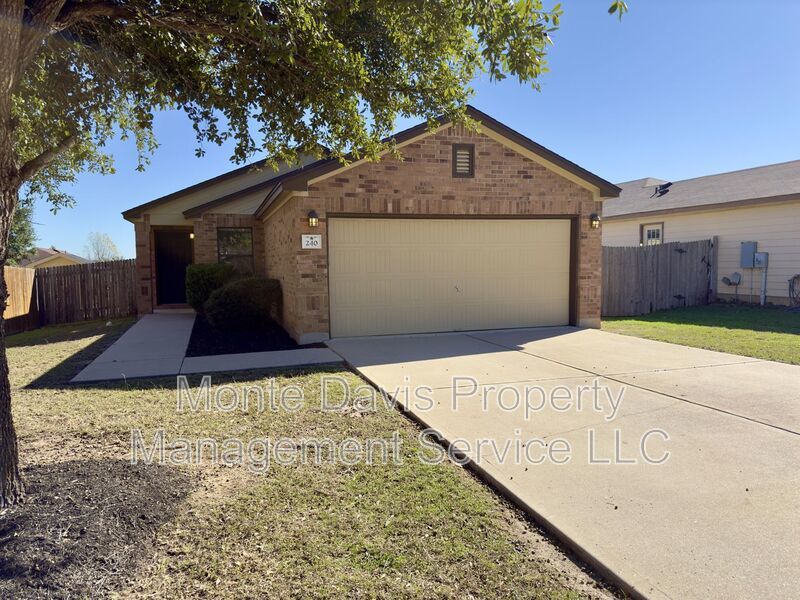 240 New Country Rd Kyle, TX 78640 | Monte Davis Property Management